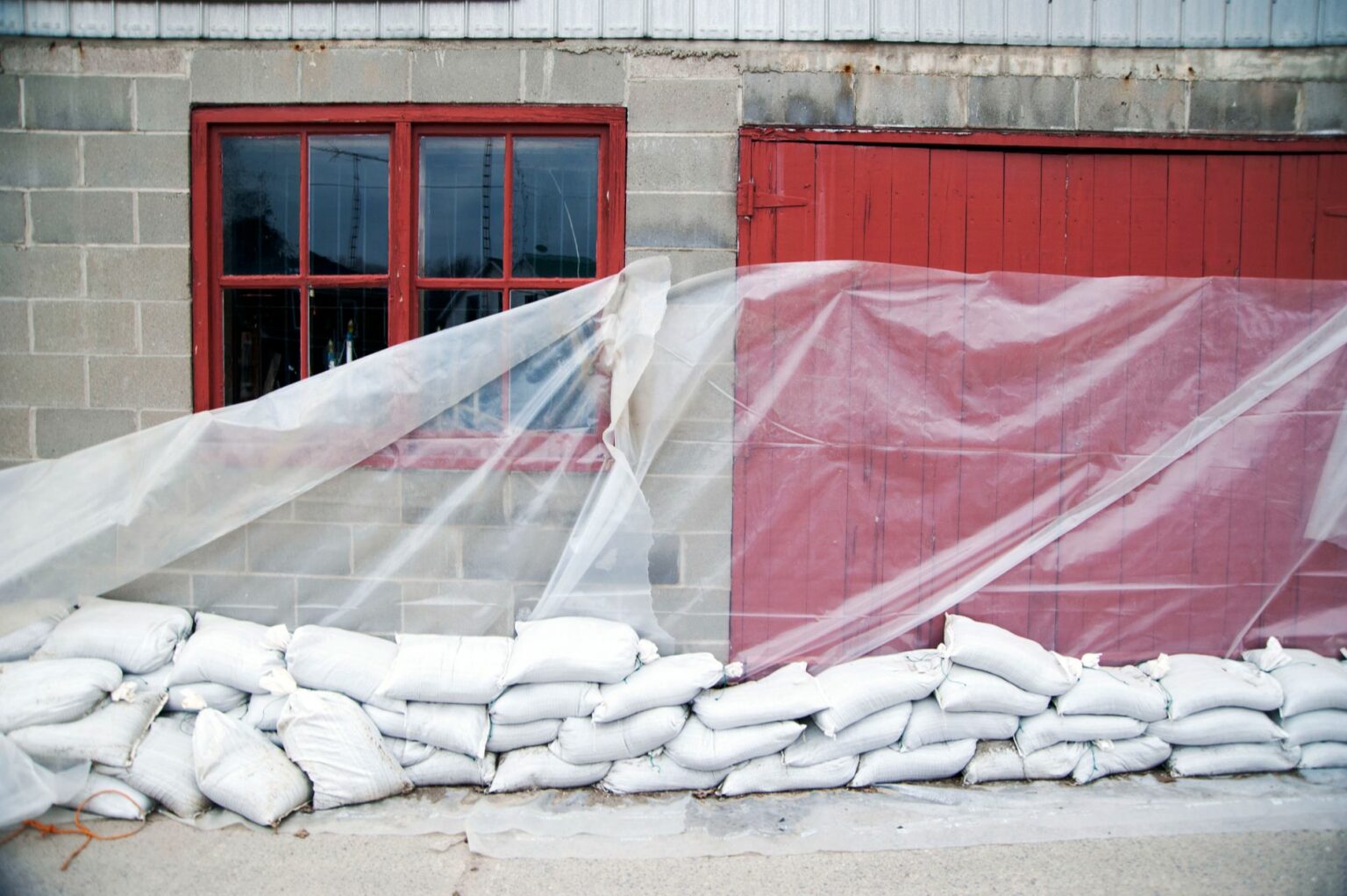 How To Build A Sandbag Wall | St. Boniface Bag Company